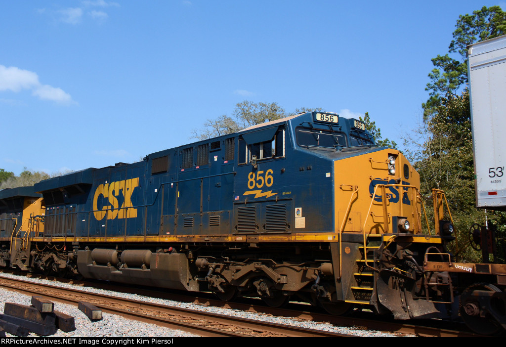CSX 856